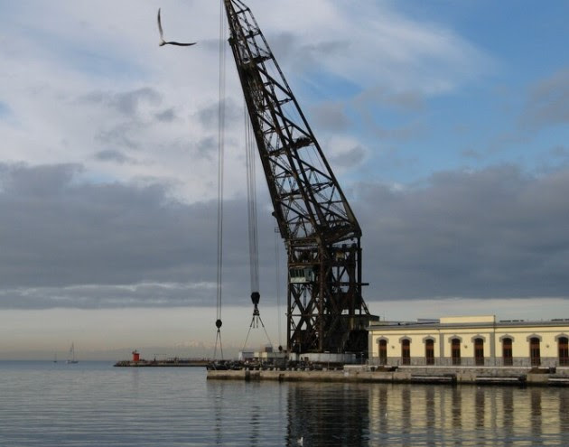 Il green pass nelle città di frontiera: a Trieste si formeranno code di ...